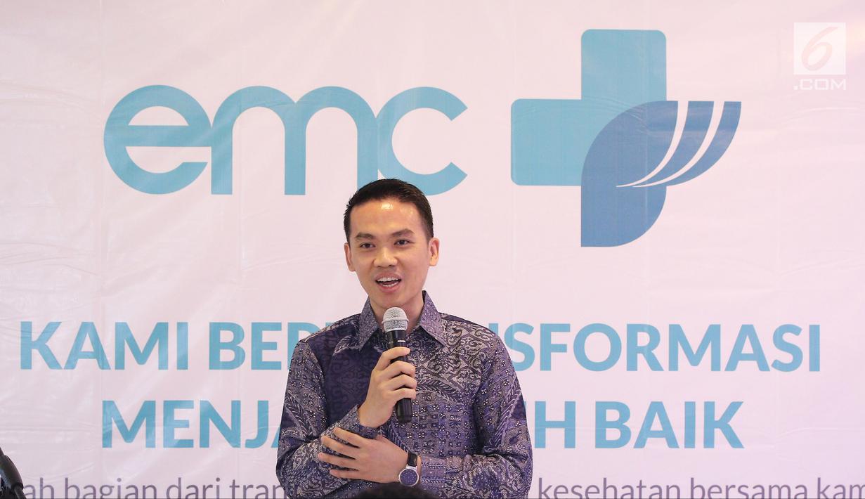 FOTO: Potong Tumpeng, RS EMC Sentul Resmi Dibuka