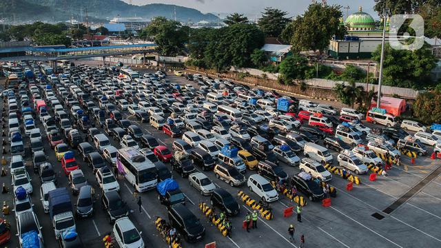 Arus Balik, Jumlah Penumpang di Bakauheni Menuju Pelabuhan Merak Tembus 123.232 Orang pada H+ ...