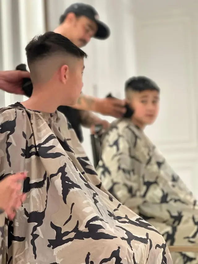 5 Penampilan Menawan Rafathar dengan Gaya Rambut Baru, Dipuji Mirip ...