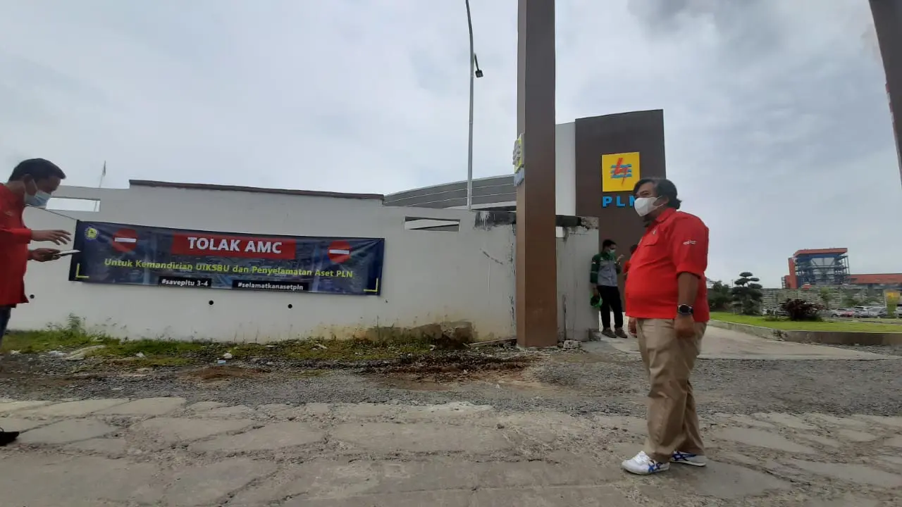 Cap Jempol Darah Warnai Aksi Penolakan AMC oleh Pegawai PLN UPK ...