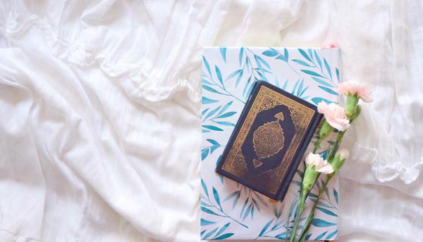 Sholat Isya Jam Berapa Hari Ini? Ketahui Batas Waktu Pelaksanaannya