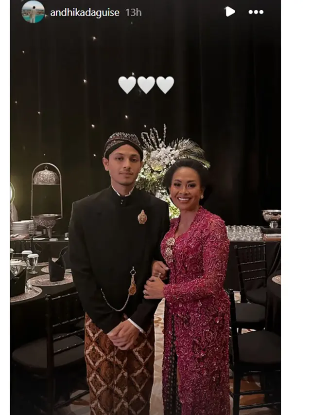 8 Potret Keluarga Al Ghazali-Alyssa Daguise di Ngunduh Mantu, Bergaya Adat Jawa - Hot Liputan6.com