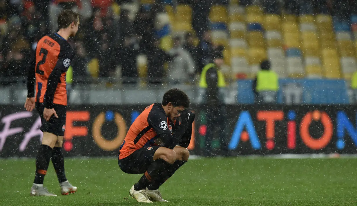 FOTO: Tahan Imbang Shakhtar, Lyon Amankan Tiket 16 Besar Liga Champions ...