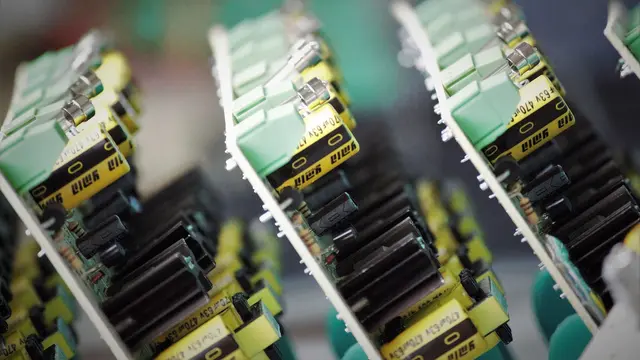 8 Cara Membuat PCB yang Benar dan Praktis, Kenali Tipe Juga ...