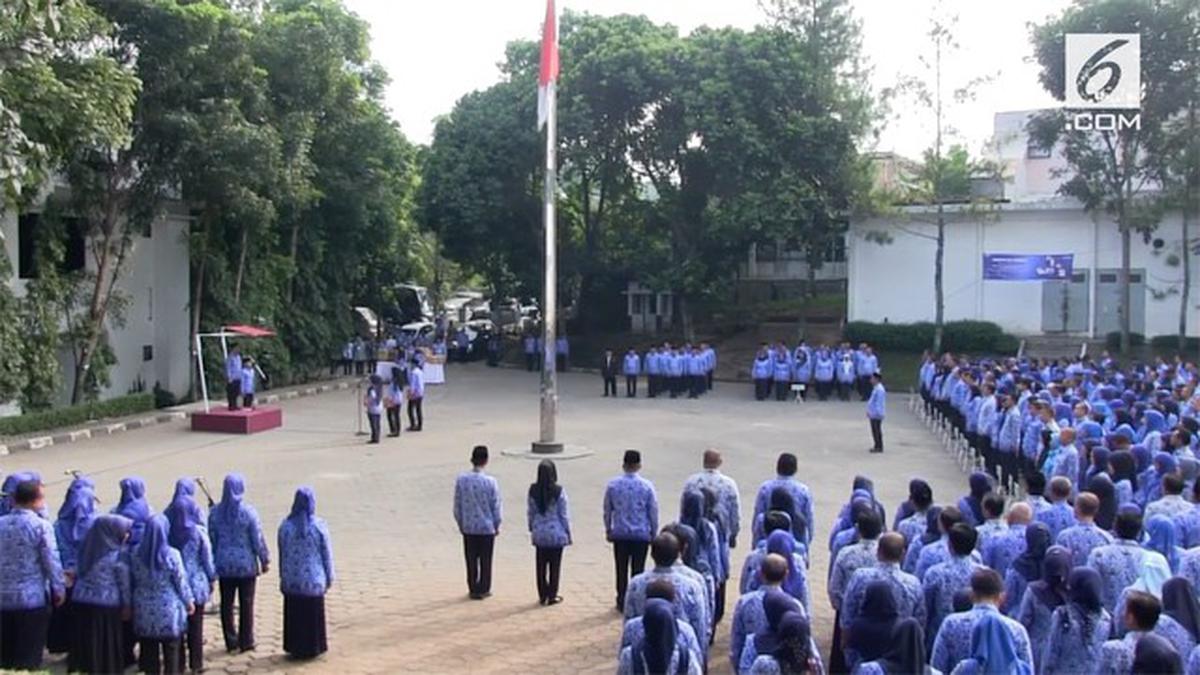 VIDEO: Hari Pertama Puasa, Ratusan PNS Kesiangan - Regional Liputan6.com