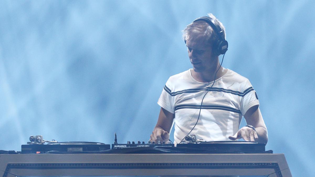 Budaya Indonesia di Mata DJ Armin van Buuren - ShowBiz Liputan6.com