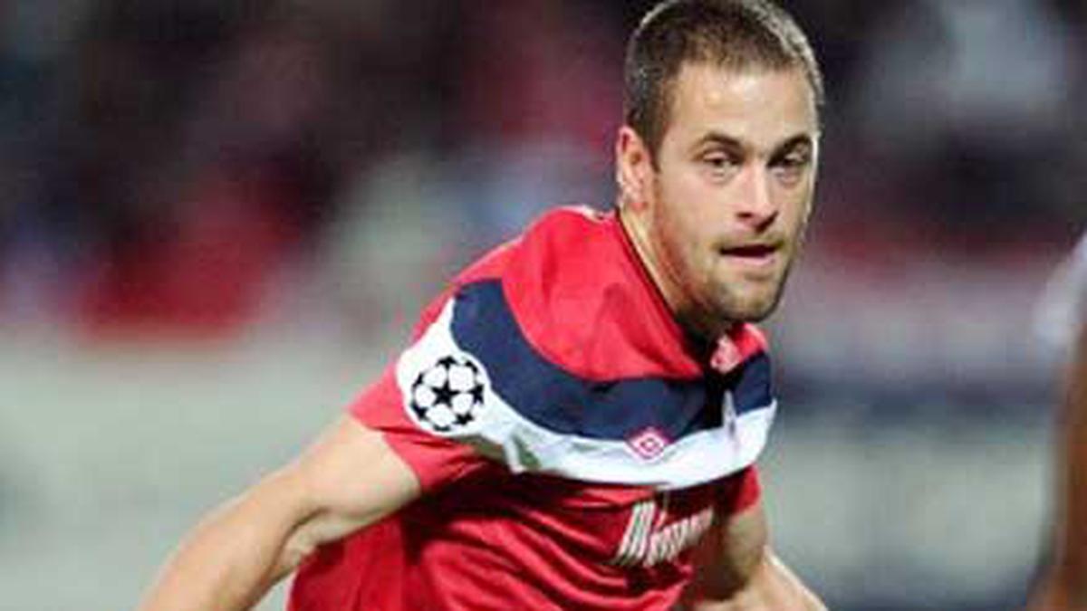 Capello Monitoring Joe Cole - Bola Liputan6.com