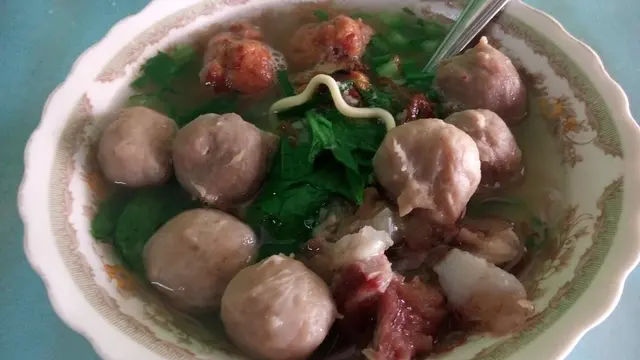 Kisah Bakso Pikul Legendaris di Yogyakarta - Regional Liputan6.com