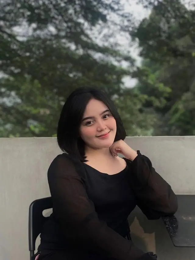 Usai Viral Karena Konten di YouTube Maia Estianty, Putri Mandra Curhat Ada Akun Palsu yang ...