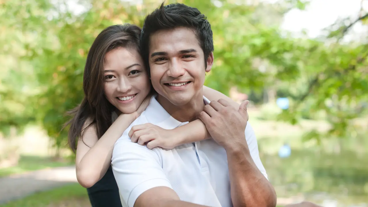 5 Pesona yang Bisa Membuat Pria Jatuh Cinta Padamu - Relationship Fimela.com