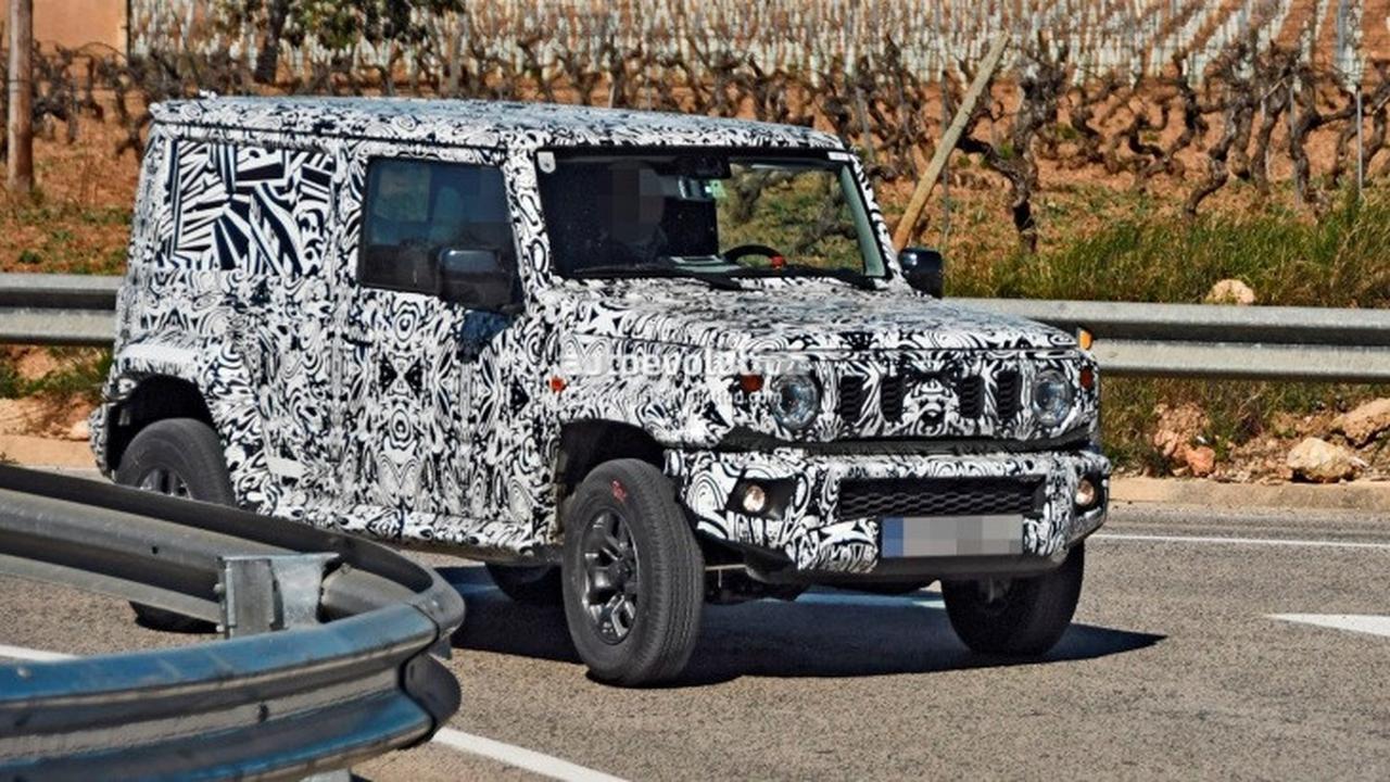 Suzuki Jimny Berkamuflase Ini Diduga Model Pikap