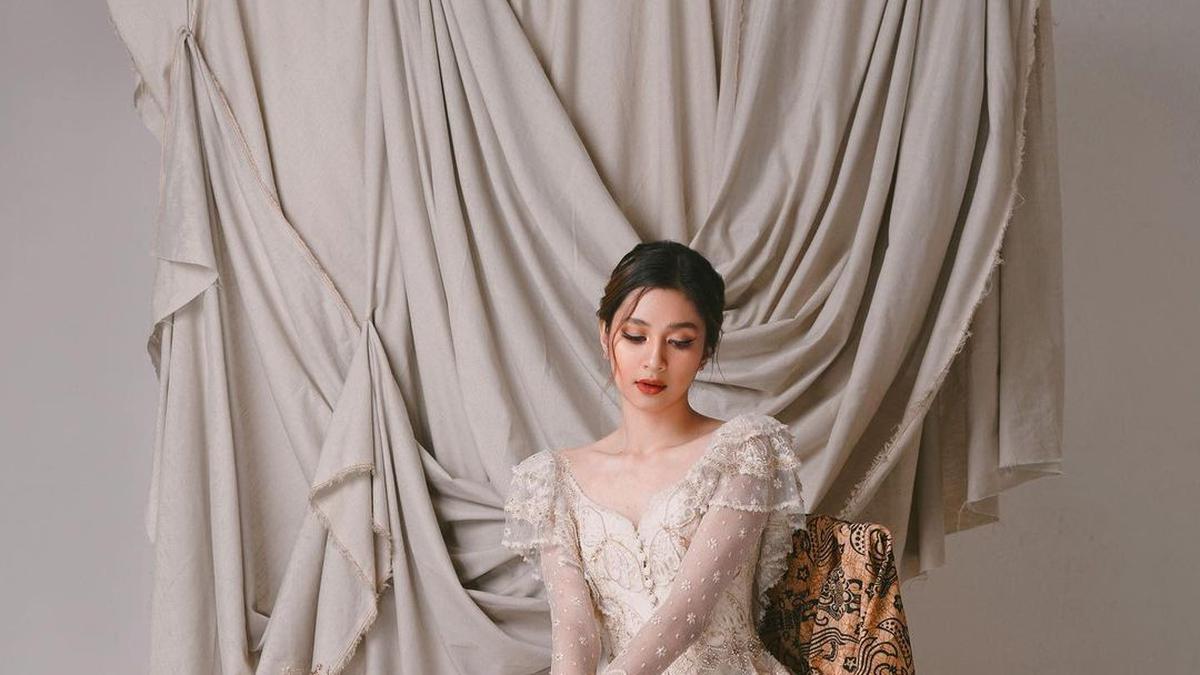 Inspirasi Gaya Busana Kebaya Pink ala Selebriti Indonesia: Mulai dari ...