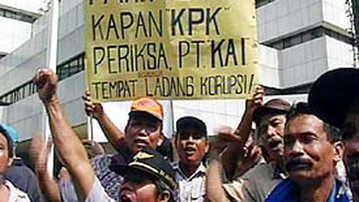 Pemerintah Memenuhi Tuntutan Karyawan PT KAI - News Liputan6.com