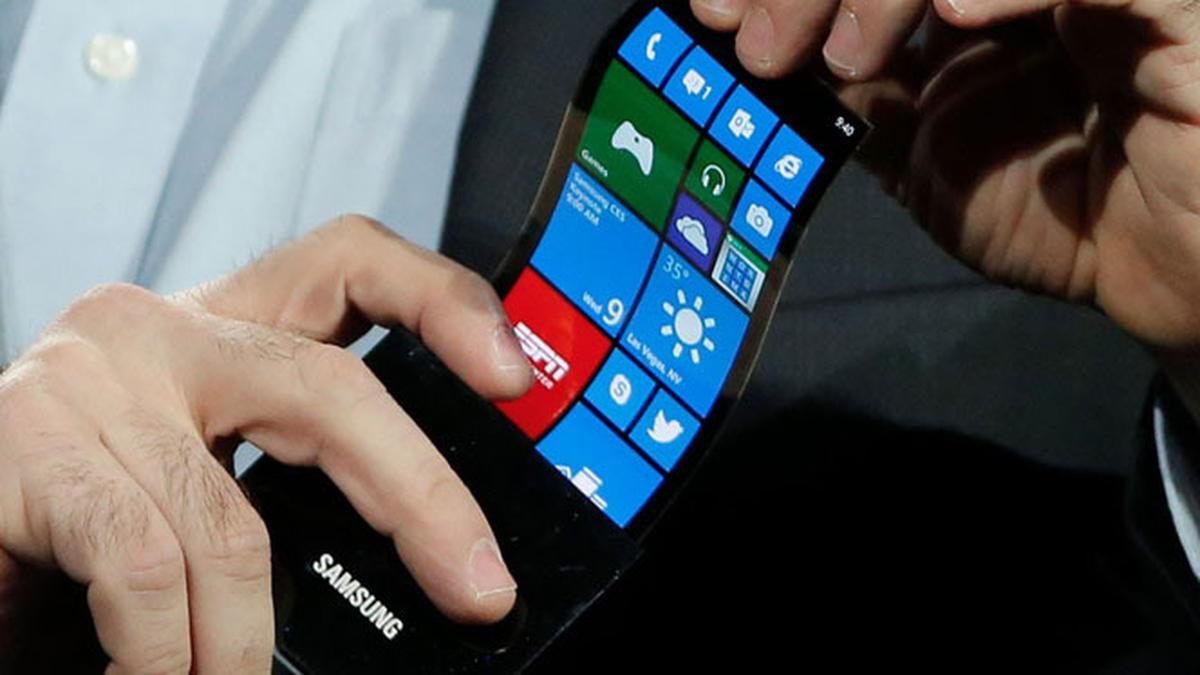 Samsung Pamerkan Layar Fleksibel, Bisa Dilipat Jadi Dua