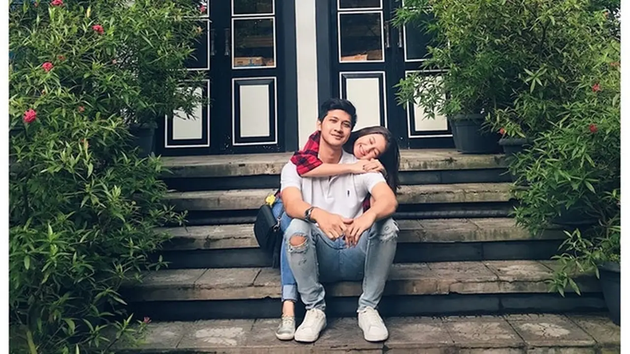 Main Sinetron Bareng, Ini 7 Potret Mesra Aditya Zoni dan Zoe Jackson - Hot Liputan6.com
