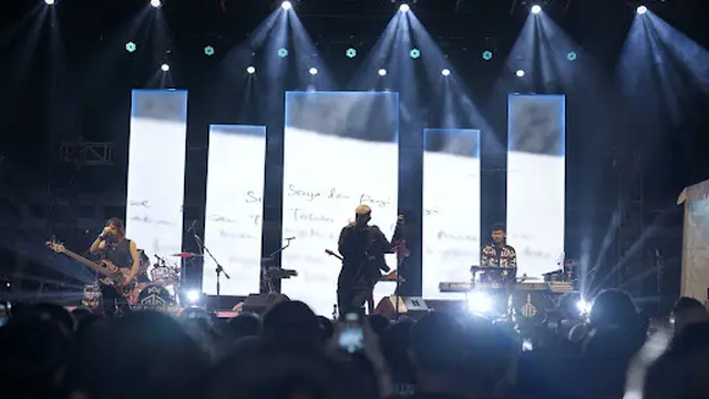 Rilis Album Terbaru, Alffy Rev and The True Friends Menghadirkan 12 ...