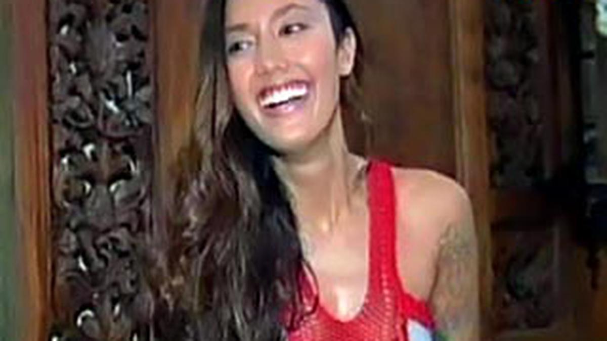 Fahrani Bertemu Aming di "Perjaka Terakhir" - ShowBiz Liputan6.com