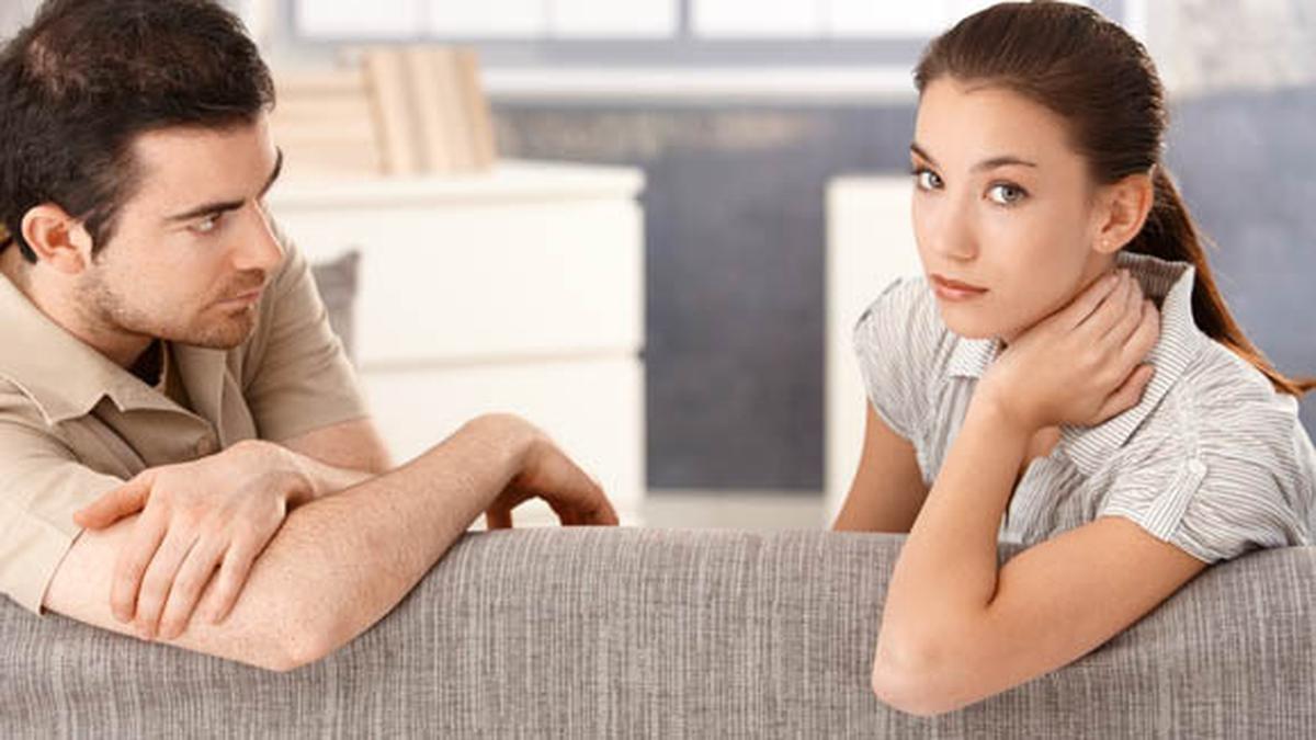 9 Ciri-Ciri Wanita Yang Gampang Diselingkuhi Pria - Relationship Fimela.com