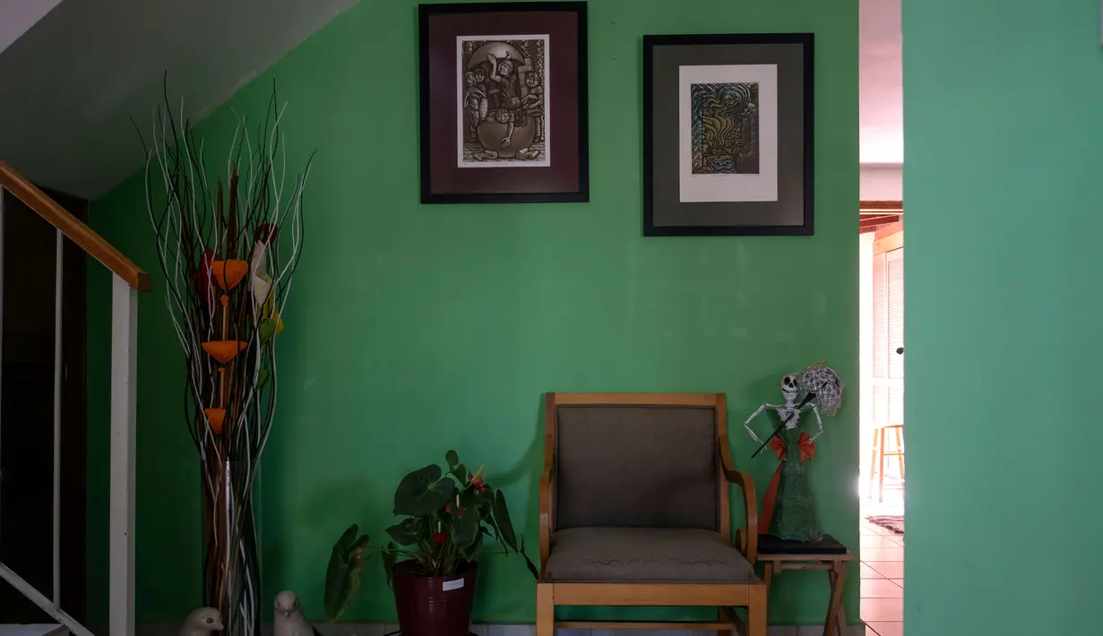 FOTO FEATURES: Yang Tersisa dari Mereka yang Direnggut Corona - Foto ...