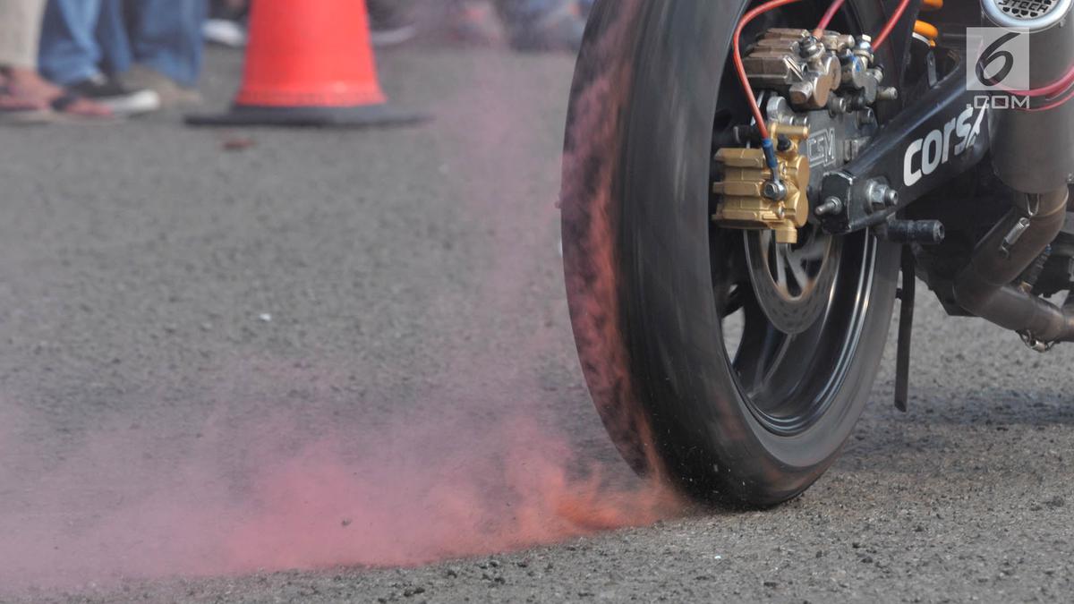 9 Makna Mimpi Ban Motor Bocor, Sarat Peringatan Hidup hingga Simbol ...