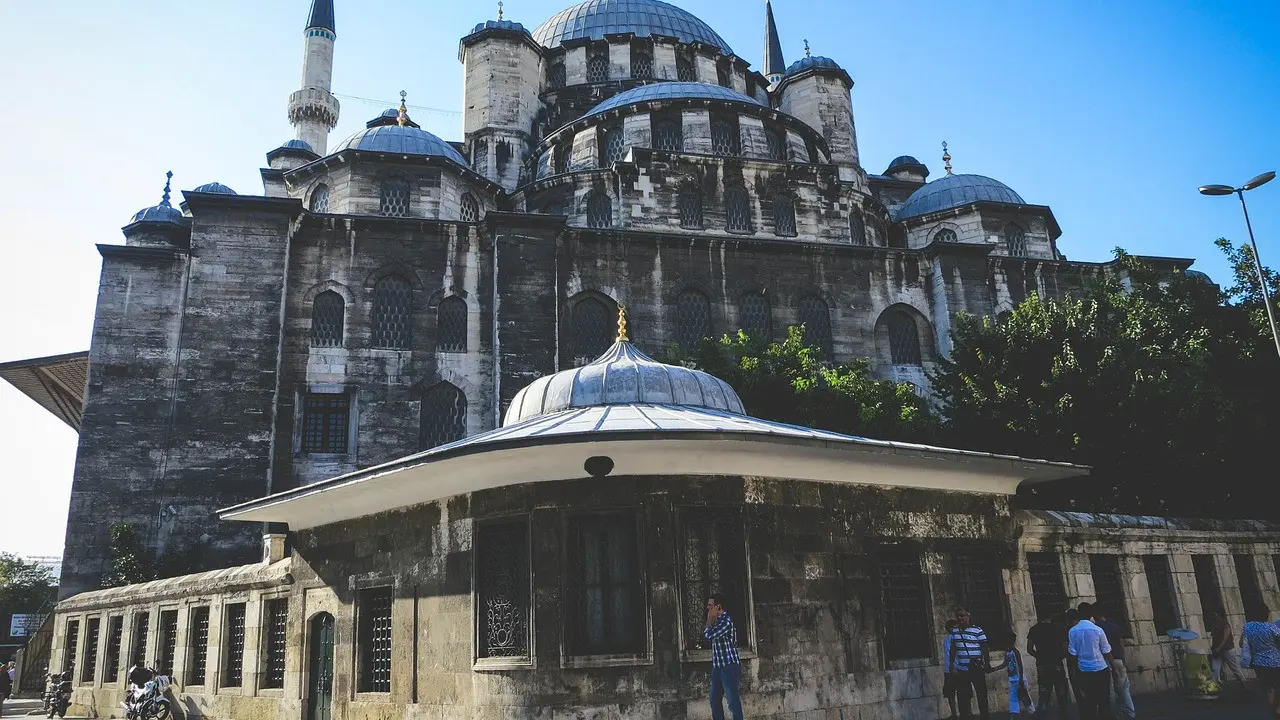 5 Masjid Bersejarah di Turki, Megah dan Indah - Islami Liputan6.com