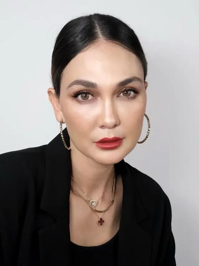 Rahasia Sukses Channel YouTube Luna Maya Hingga Devano Danendra, Ada ...