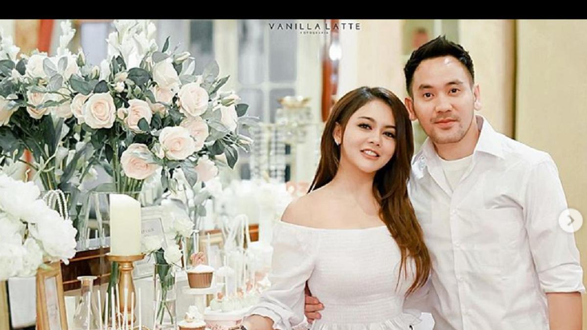 Jenita Janet Disangka Pacari Suami Orang, Benarkah? - ShowBiz Liputan6.com