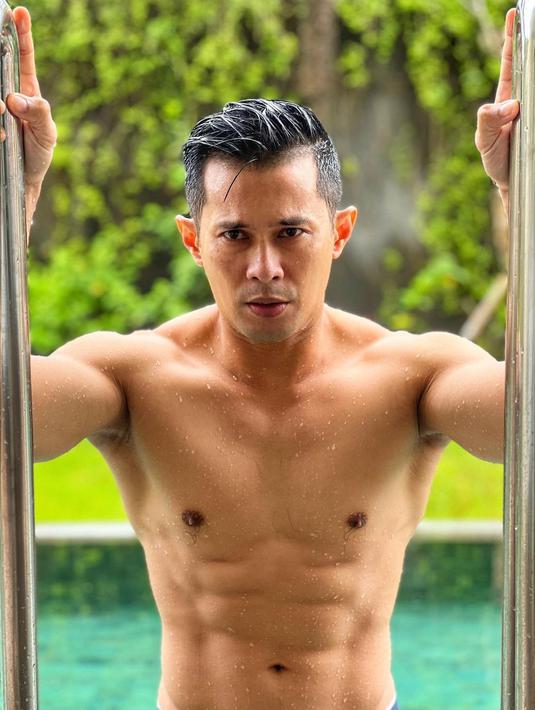 Deretan Potret Afdhal Yusman Pamer Badan Berotot dan Kekar, Hot Daddy Banget - Foto Liputan6.com