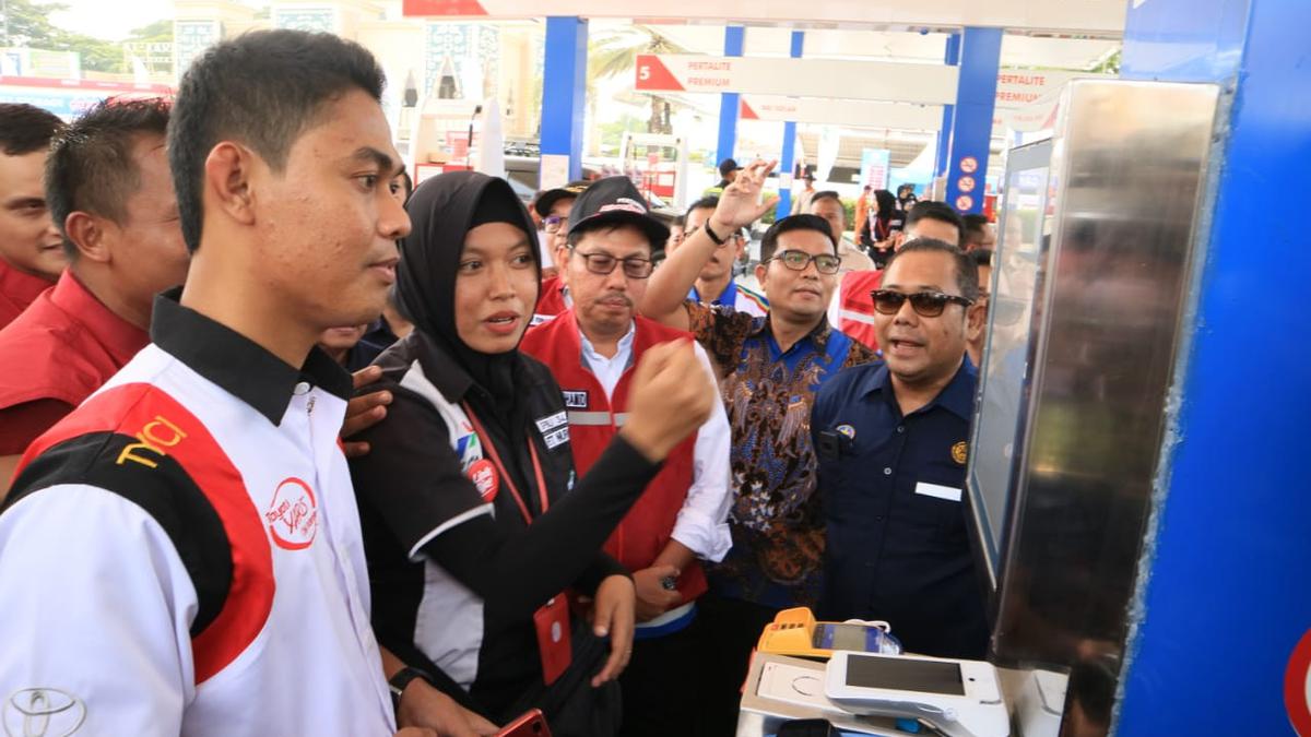 Pertamina Sosialisasikan SPBU Self Service di Tol Jakarta-Cikampek ...