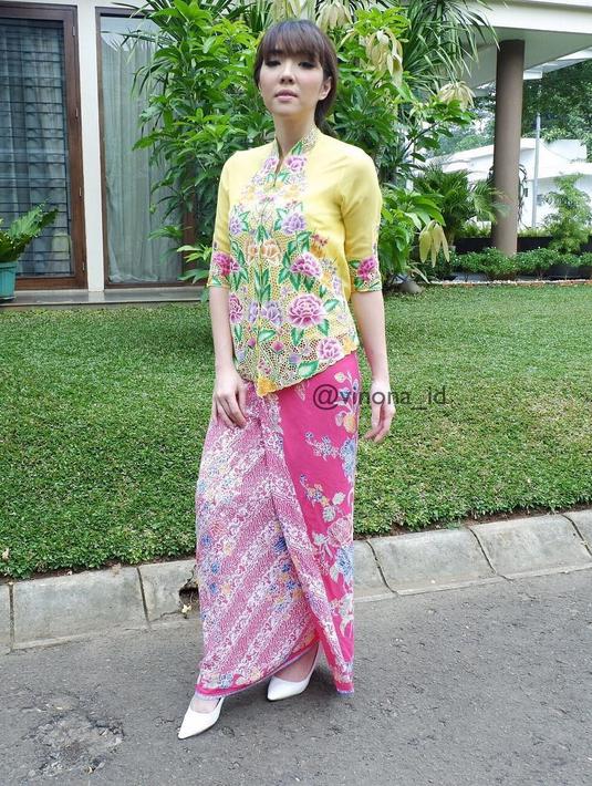 Pesona Gisella Anastasia yang Bikin Gading Marten Betah di Rumah ...