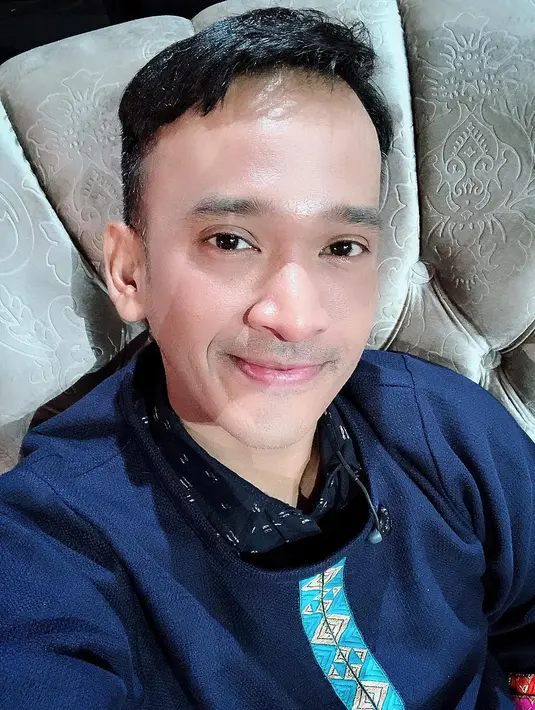 Ruben Onsu Ceritakan Pengalaman Sebelum Jadi Artis Terkenal - Photo Fimela.com