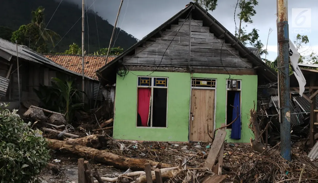FOTO: Ditinggal Warga, Begini Penampakan Pulau Sebesi Pasca Tsunami ...