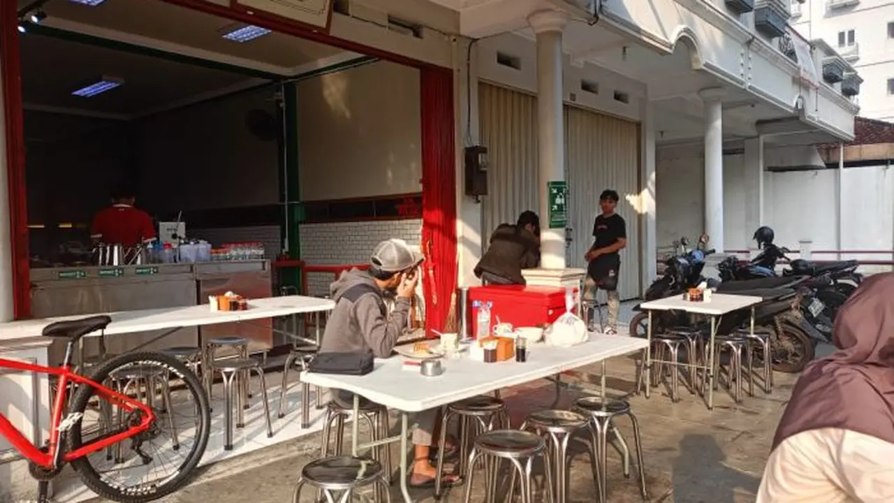 30 Rekomendasi Tempat Makan Enak di Purwokerto, Paling Ramai Dikunjungi ...