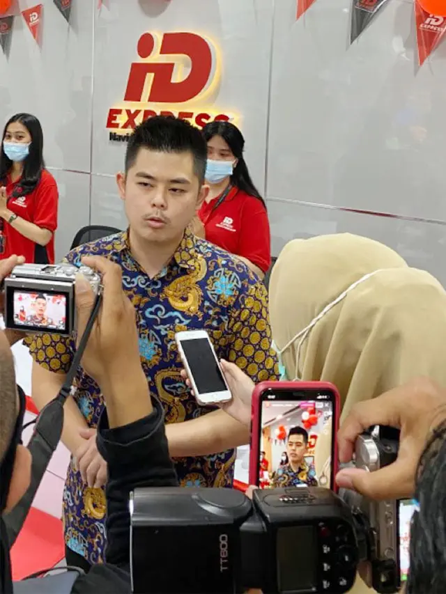 Bertarif Kompetitif, iDexpress Buka Gerai dengan Fasilitas Premium di ...