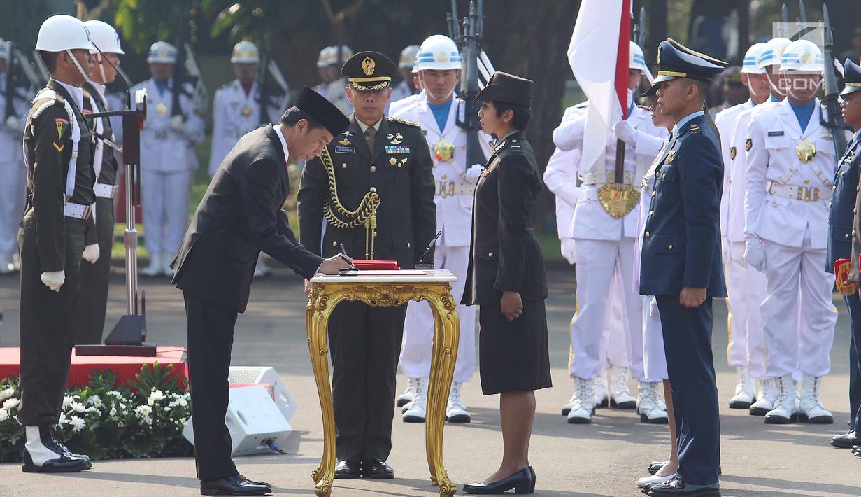 Pelantikan 729 Perwira Remaja TNI - Polri di Istana - Foto Liputan6.com
