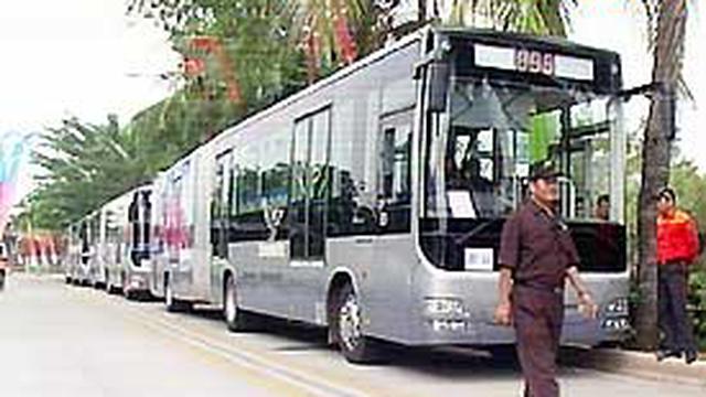 Transjakarta Gandeng Resmi Beroperasi - News Liputan6.com