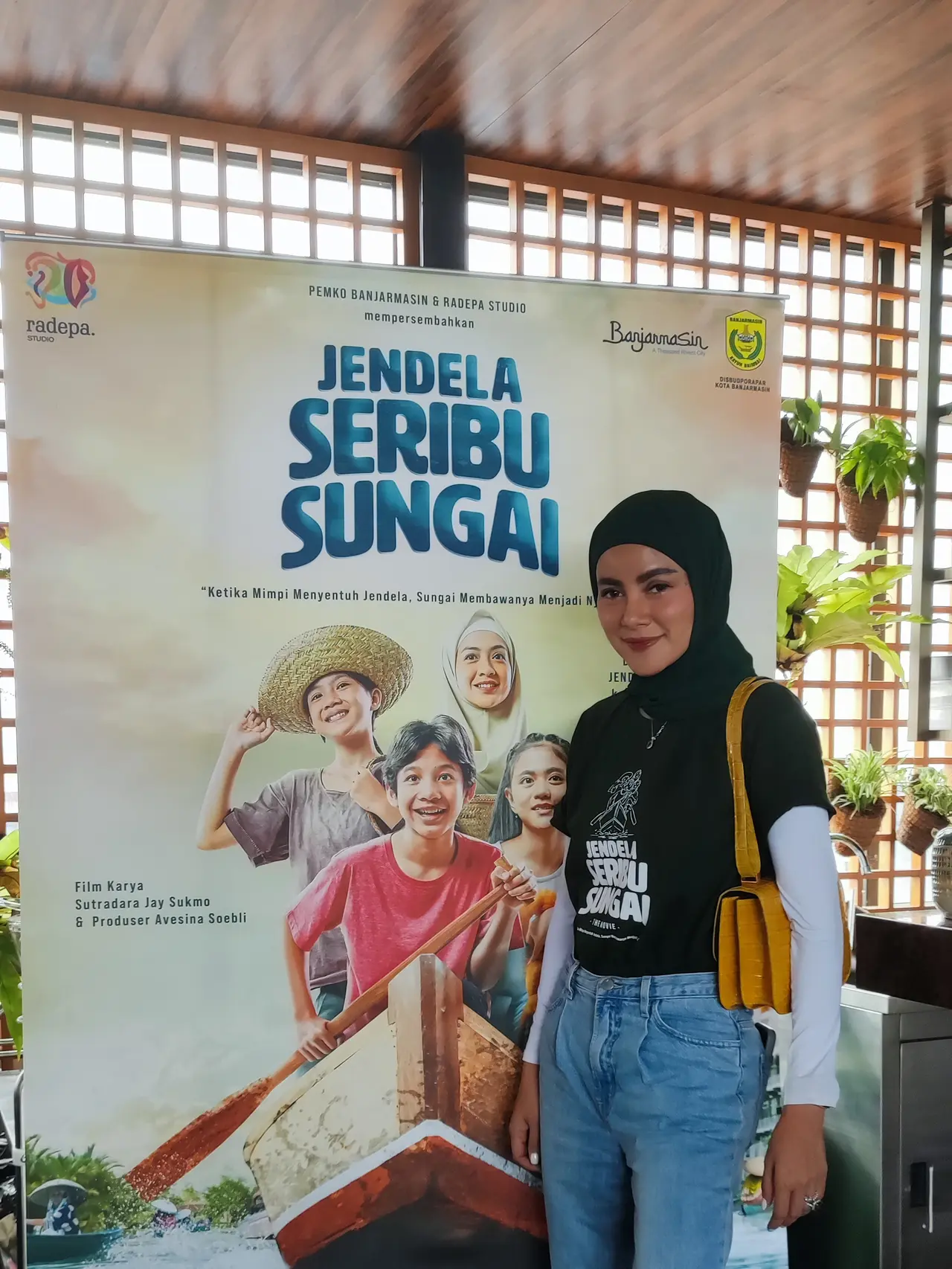 Olla Ramlan Bangga Bisa Nostalgia Masa Kecil lewat Film Jendela Seribu ...