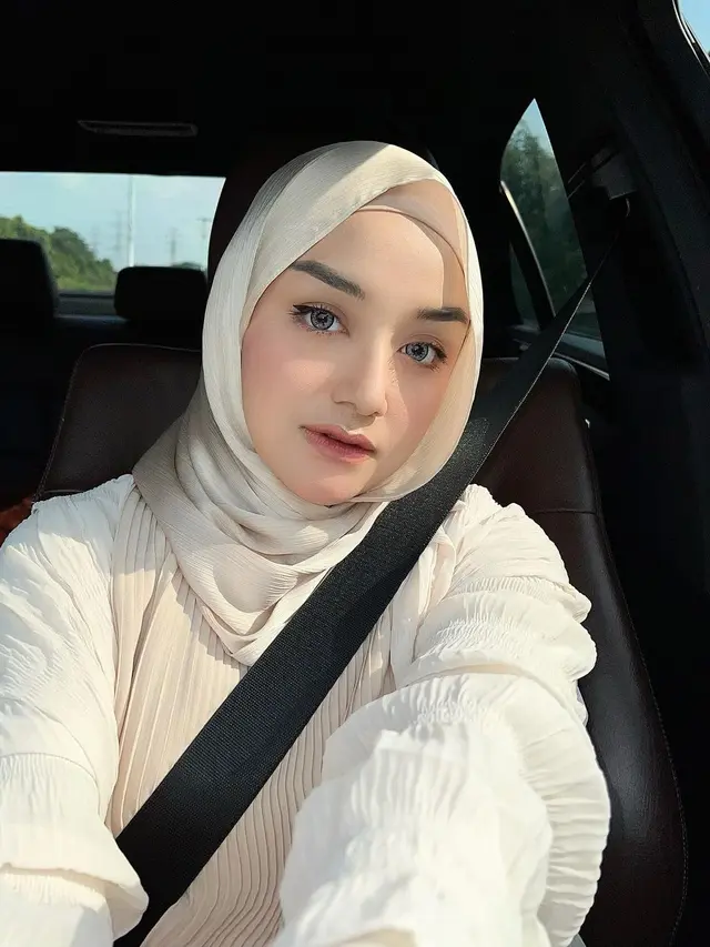 Romantika Selebgram Antik Arifani Membesarkan Anak Ke-3, Ruam di Pinggang Si Kecil Bikin Waswas ...