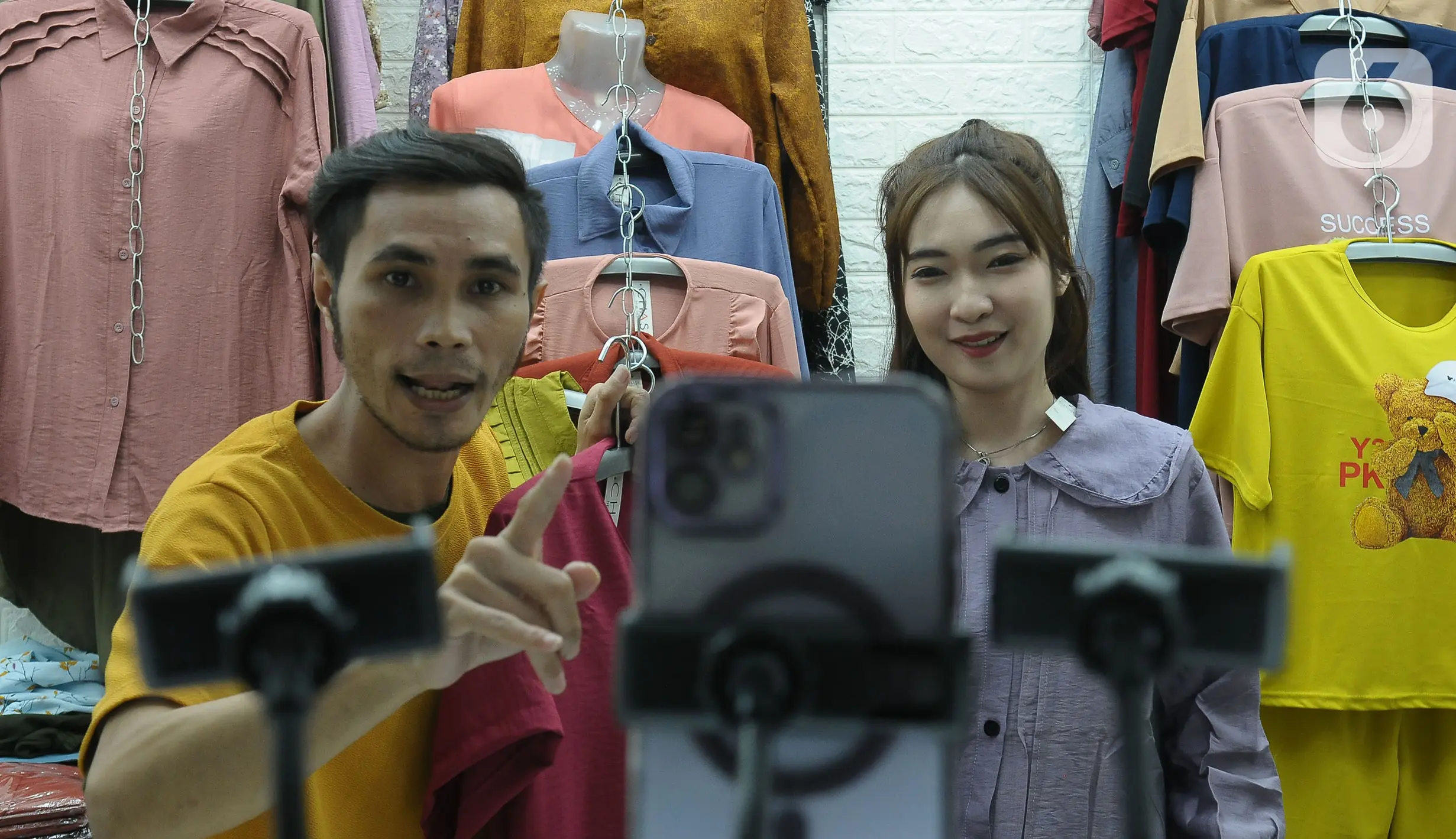 Inovasi Marketplace Live Streaming untuk Penjualan Toko Online - Foto ...