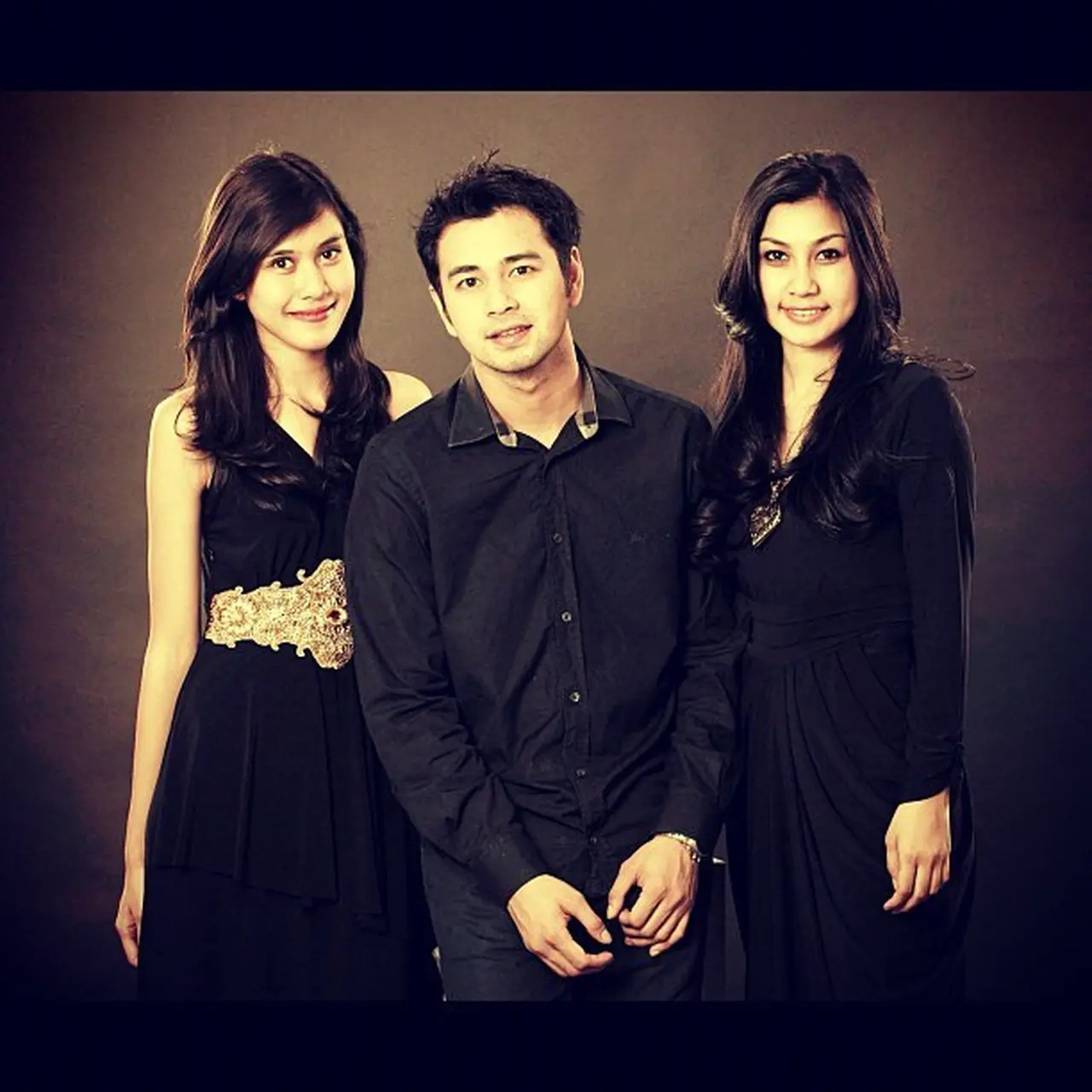 9 Potret Transformasi Syahnaz Sadiqah dari Kecil hingga Kini, Jadi ...