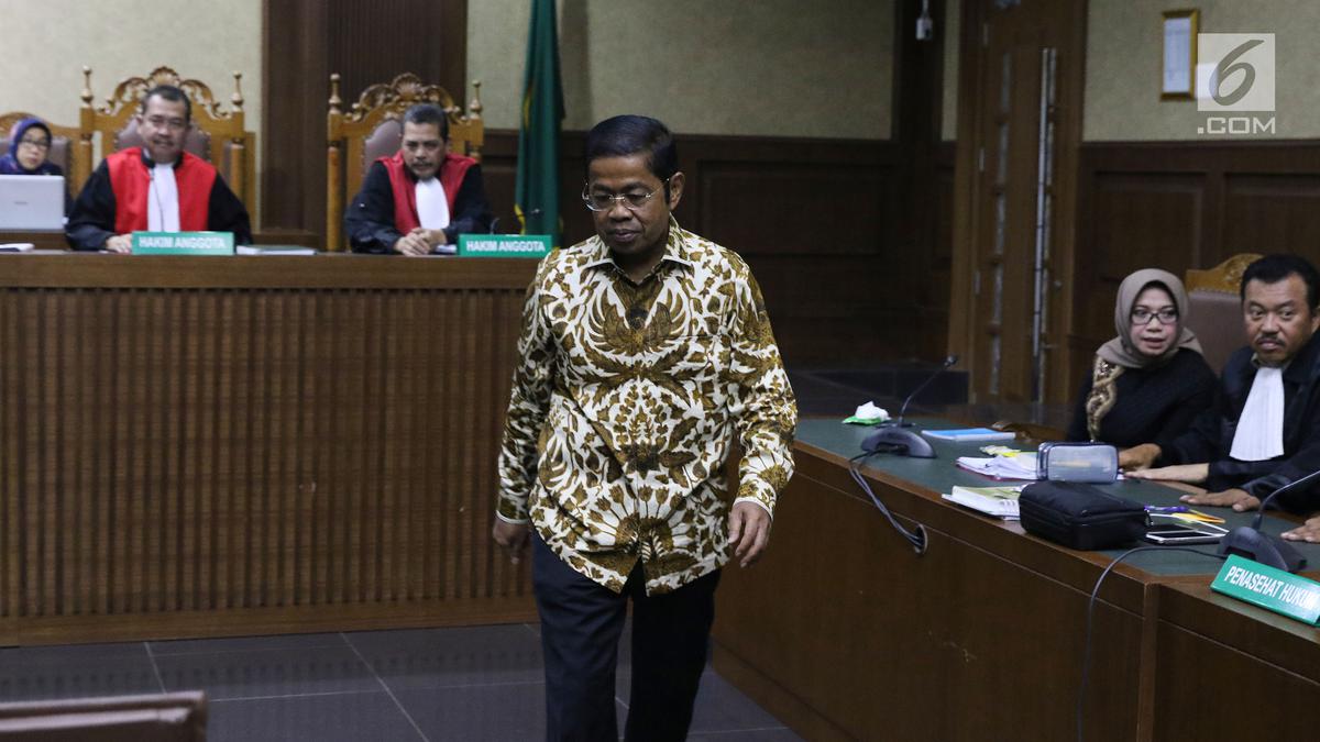 FOTO: Idrus Marham Bersaksi di Sidang Dugaan Suap PLTU Riau-1 - Foto ...