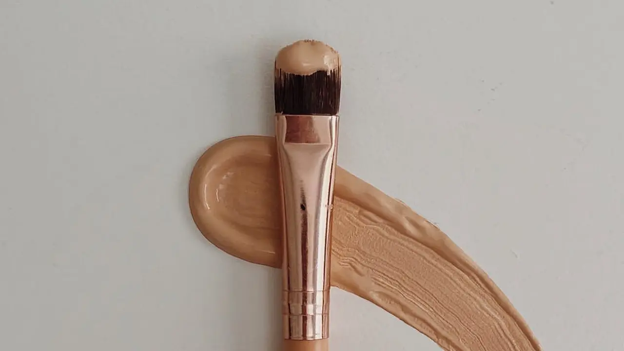 Primer adalah Produk Riasan, Ketahui Fungsinya untuk Makeup Tahan Lama ...