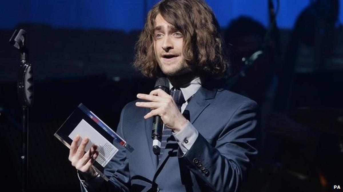 Daniel Radcliffe Sukses Raih Penghargaan di WhatsOnStage Awards