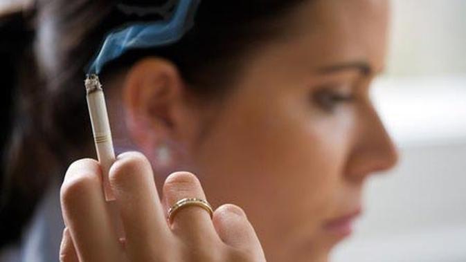 Ketika Wanita Merokok, Ini yang Terjadi - Health Liputan6.com