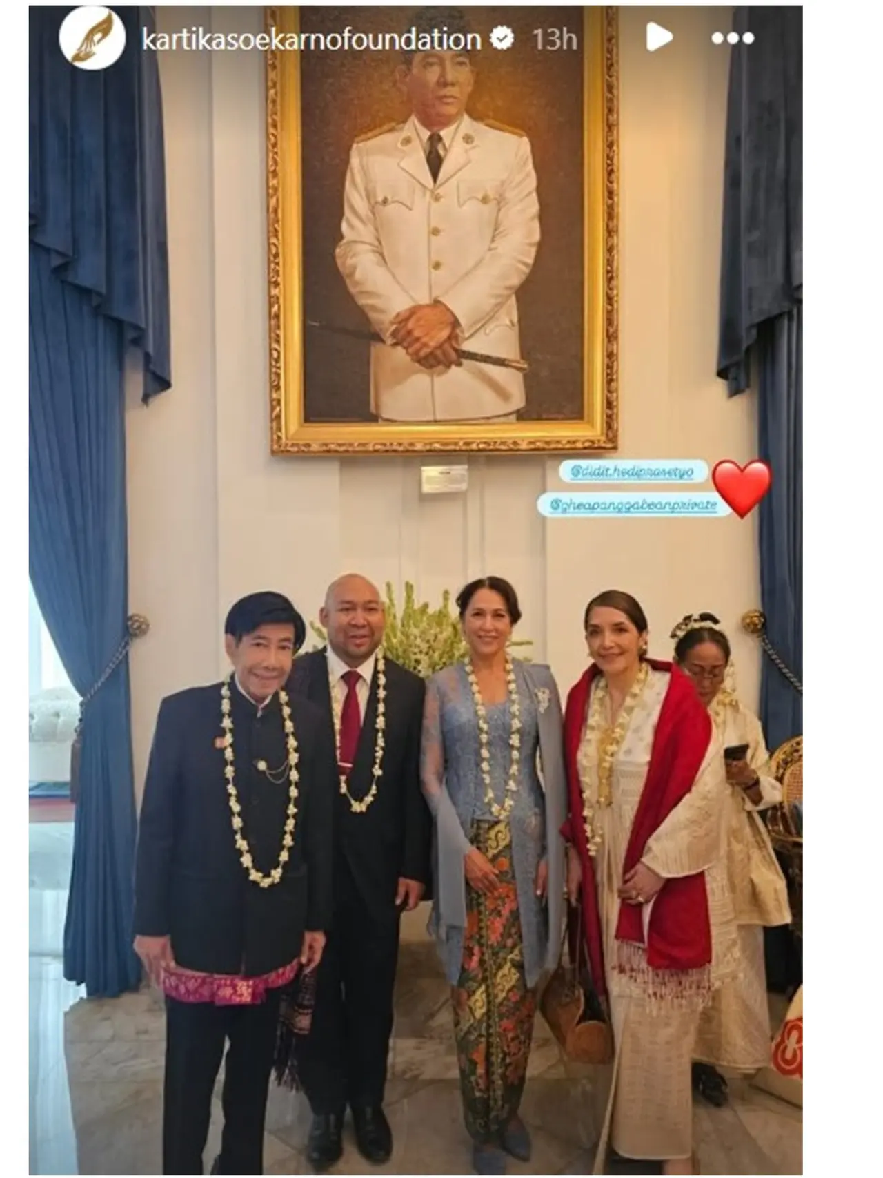 6 Potret Kartika Sari Dewi Soekarno Berkebaya Biru Hadiri HUT RI di ...