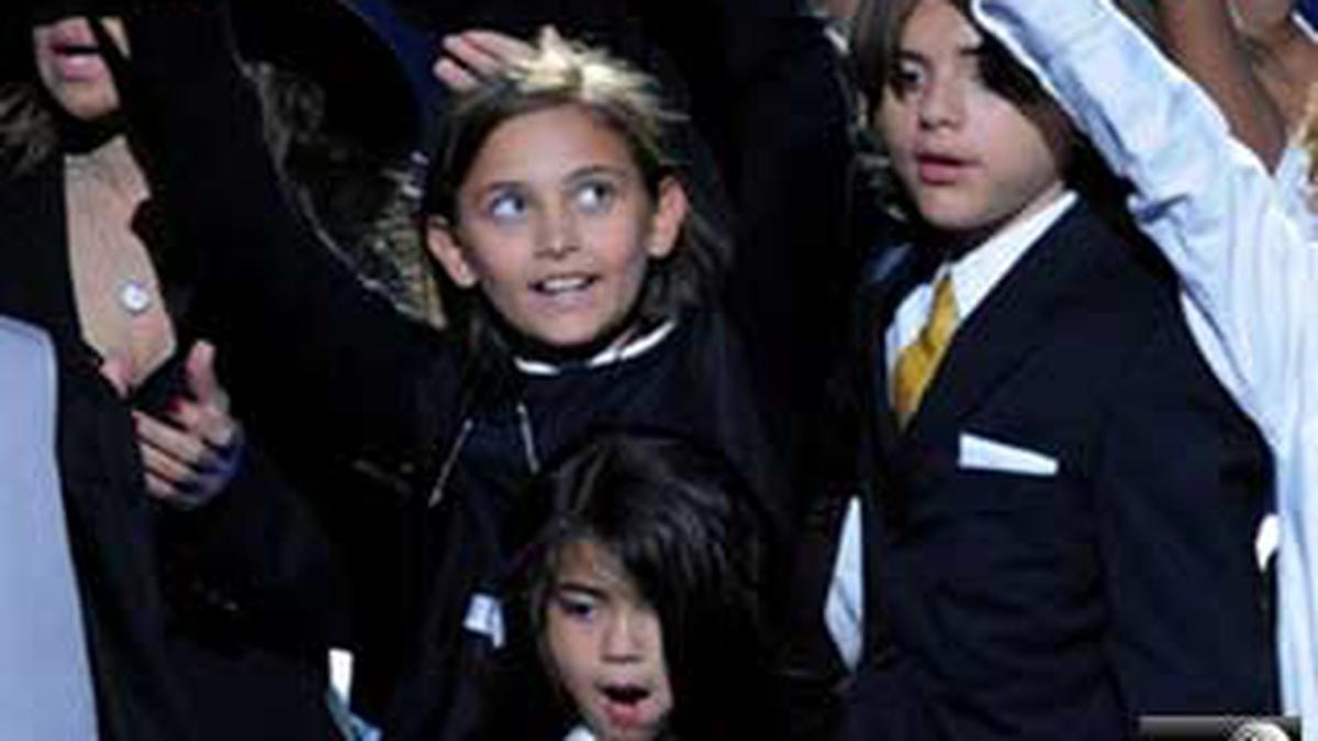 Siapa Ayah Anak-anak Michael Jackson?