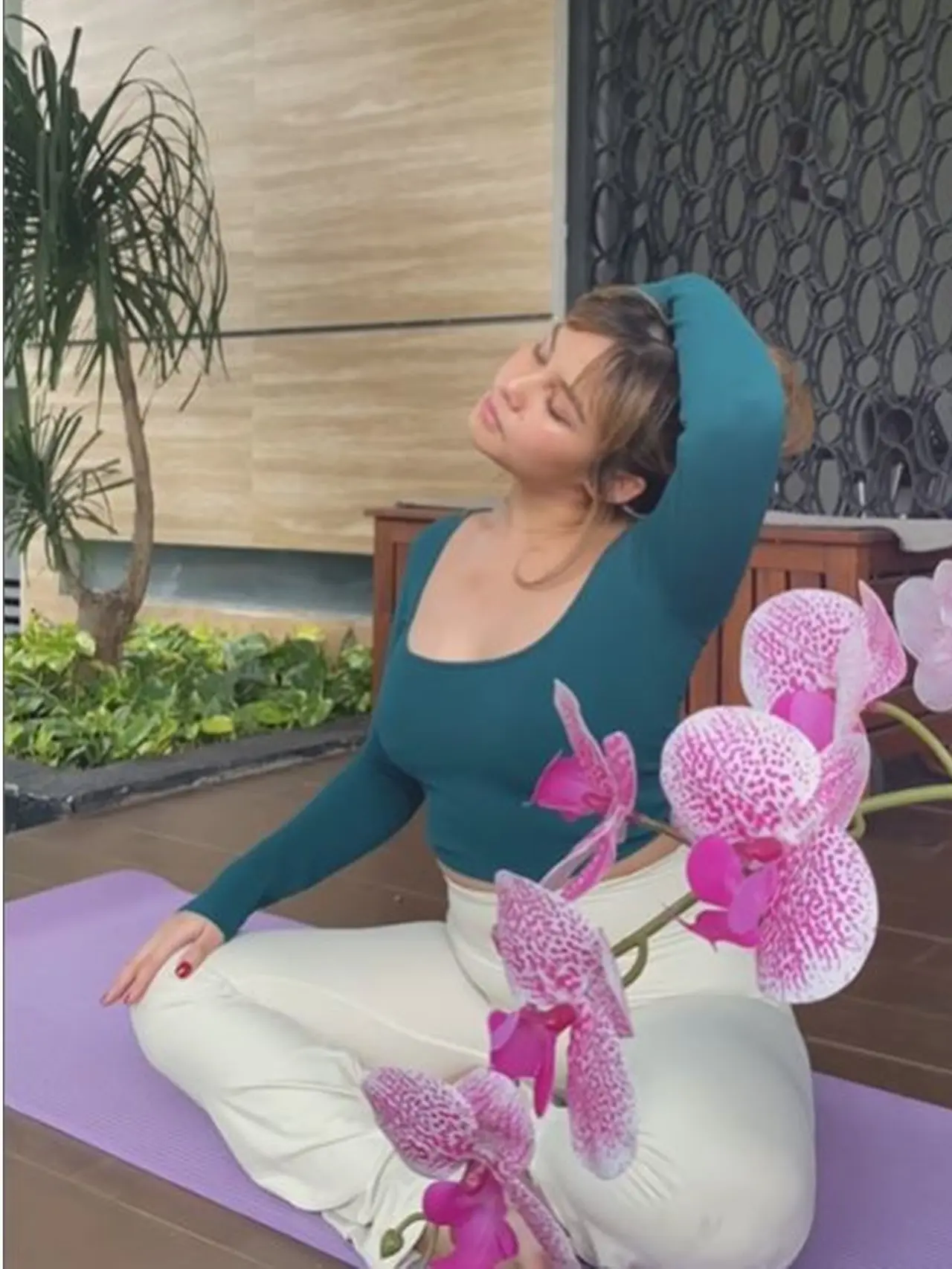 6 Potret Terbaru Penampilan Vanesha Prescilla yang Kini Disebut Makin Berisi - Hot Liputan6.com