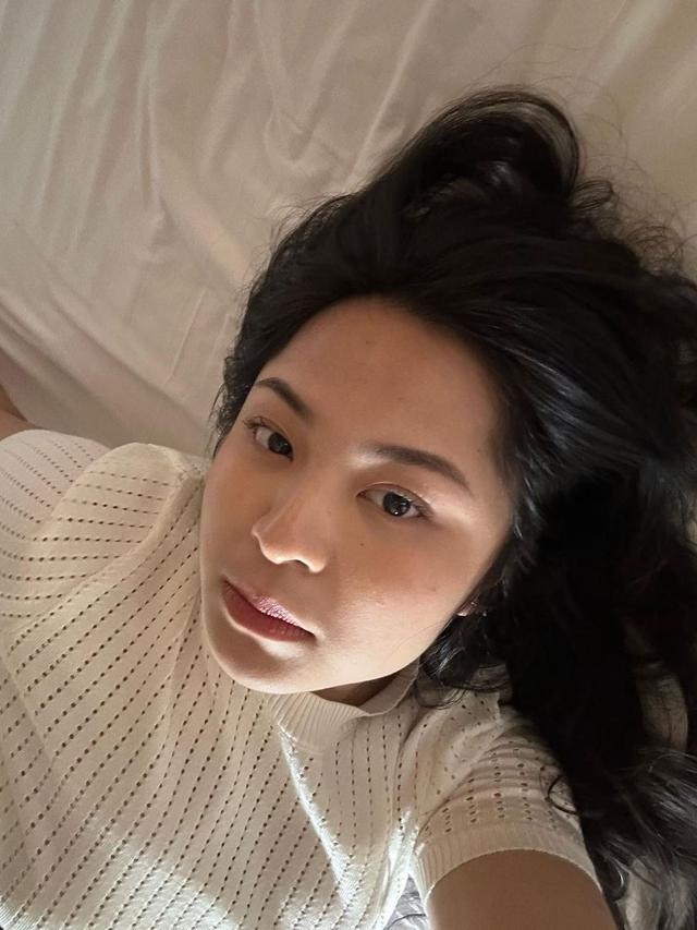 7 Potret Bernadya yang Hobi Selfie, Koleksi Foto 'Pap-able' yang ...