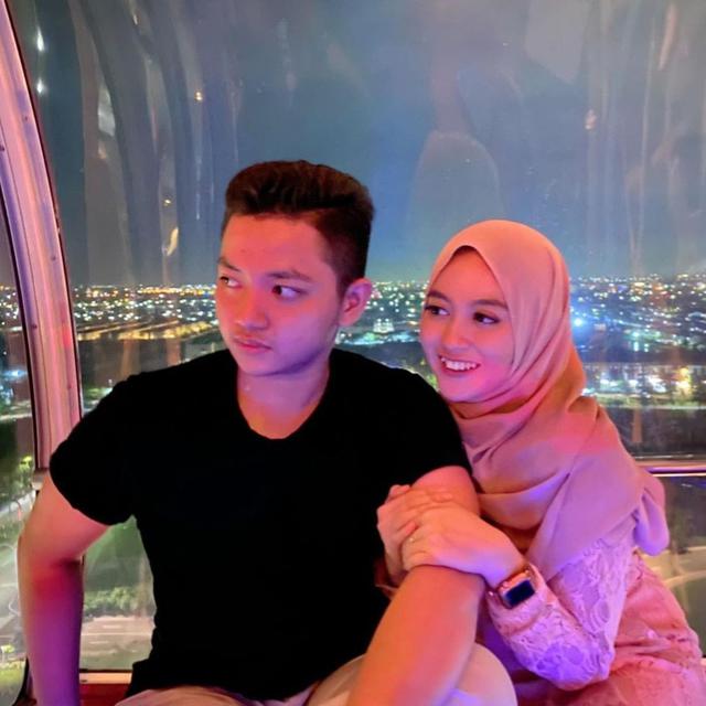 Sering Dikira Pacar, Ini 6 Potret Kebersamaan Nabilah Eks JKT48 dan Sang Adik - Hot Liputan6.com