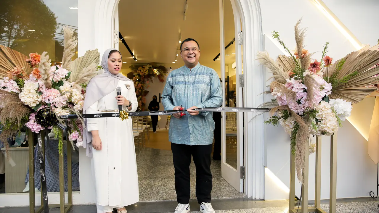 Tasya Nur Medina dan Ratu Anandita Ramaikan Acara Grand Launching Hijup ...